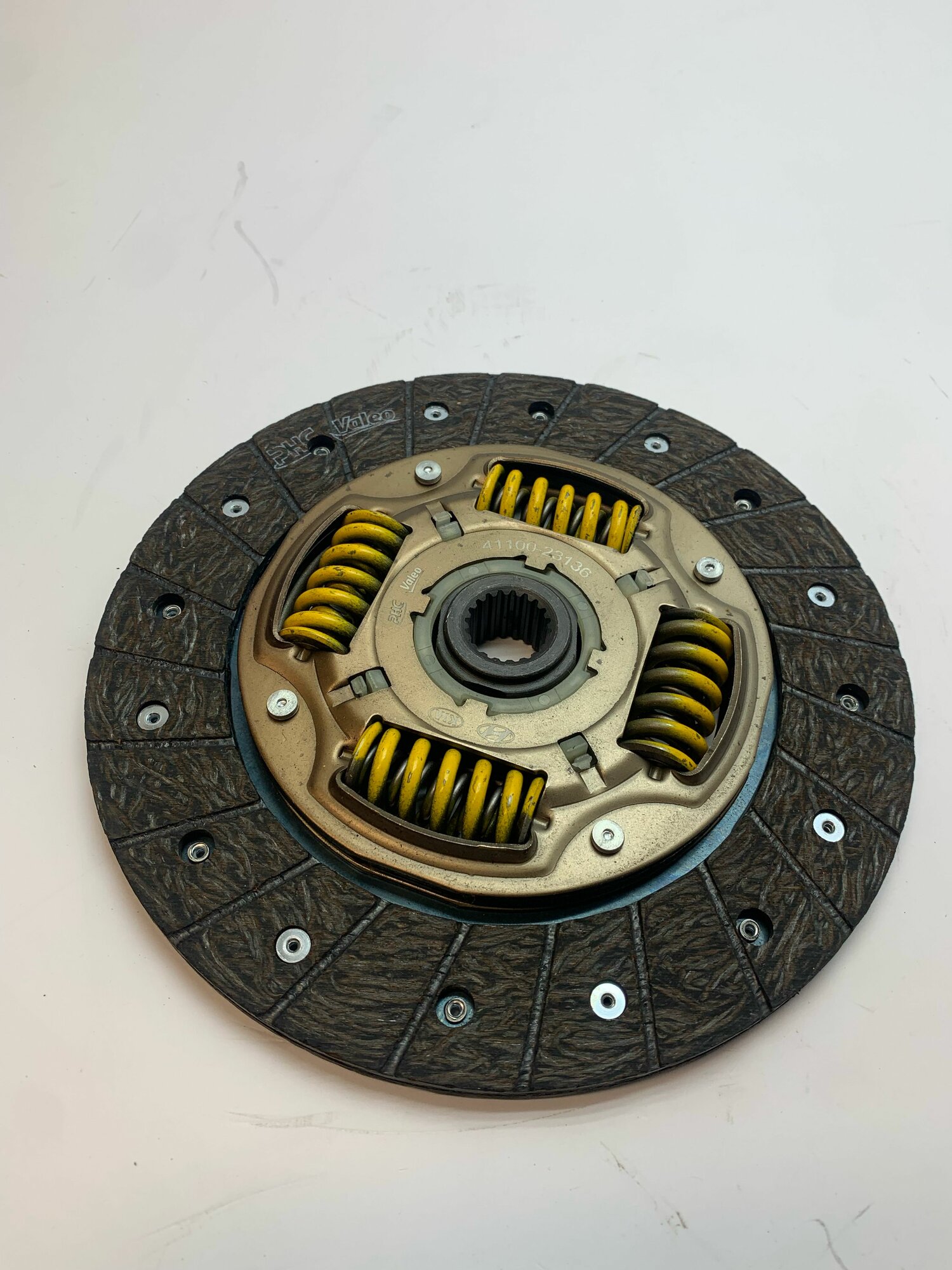 Диск сцепления 4110023136 Hyundai / KIA
