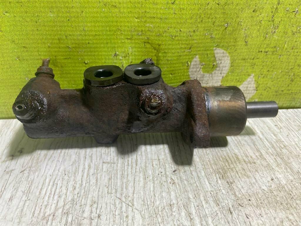 Цилиндр тормозной главный Renault Laguna 94-99