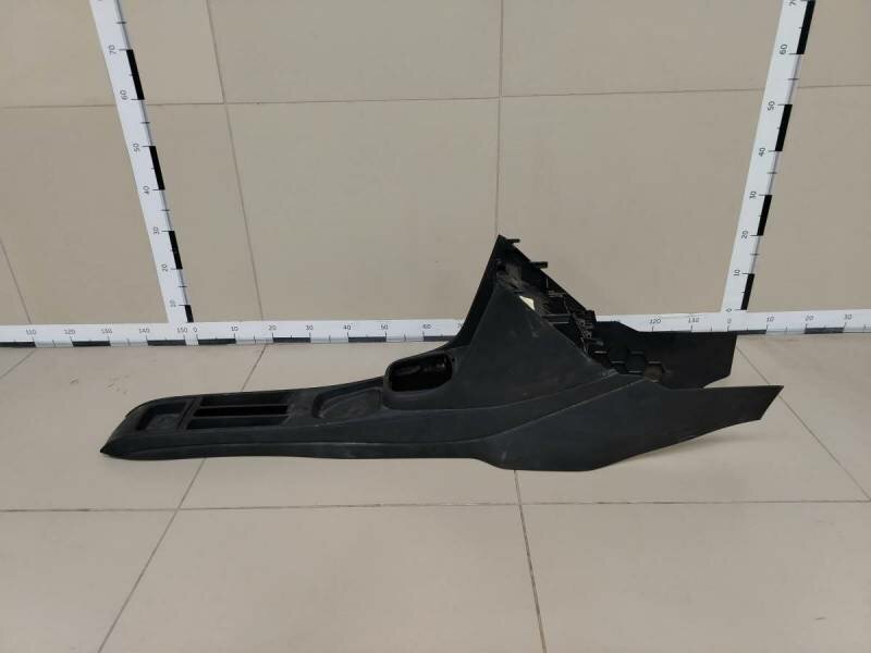 Консоль центральная Volkswagen Polo Sed RUS 2011