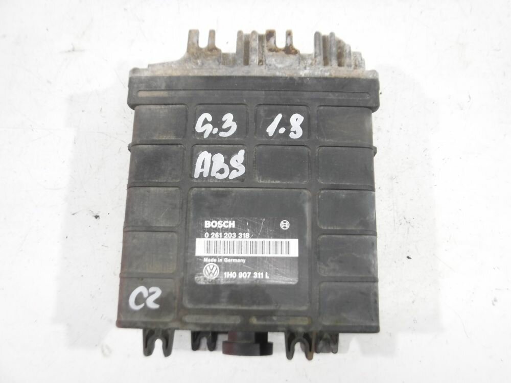 Блок управления двигателем VW Golf III