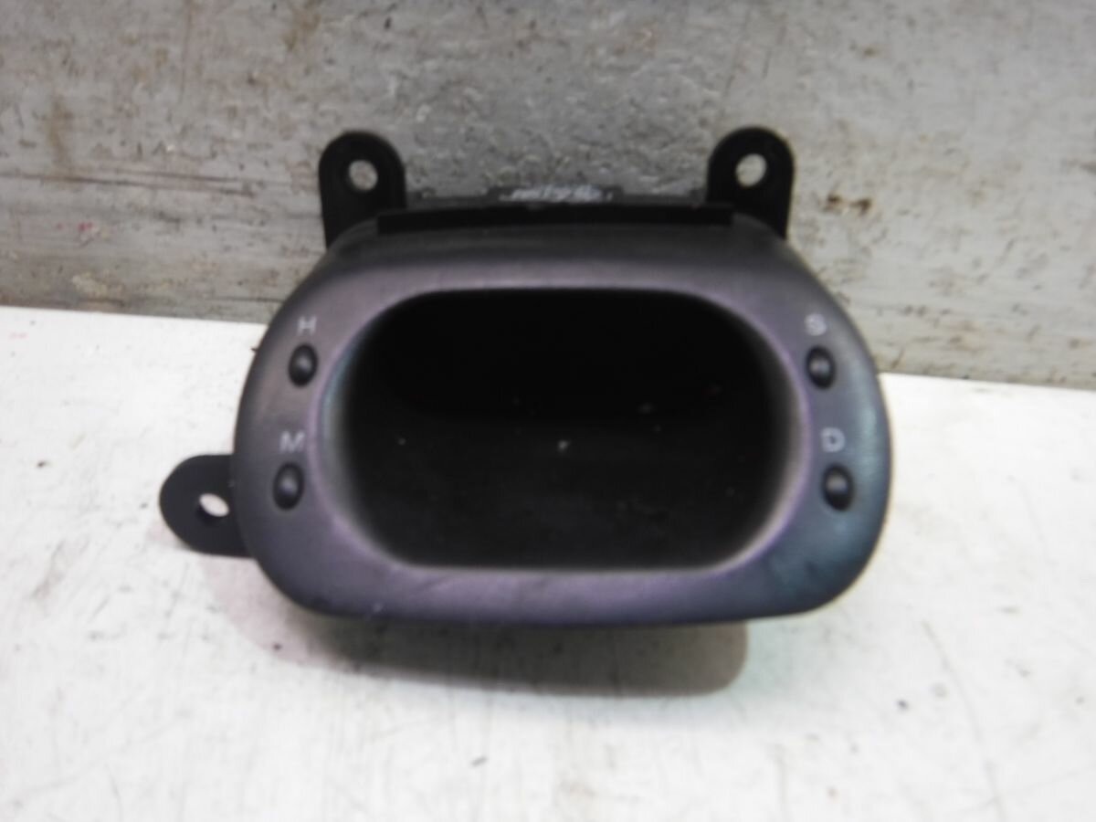 Часы Daewoo Leganza I (1997—2008) 96206727