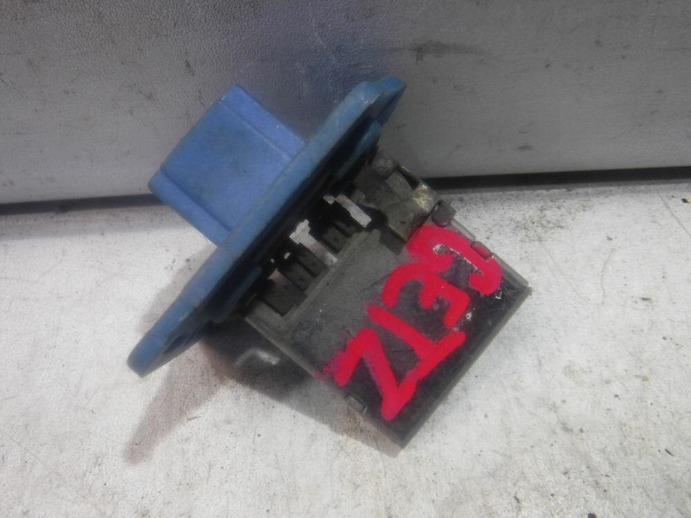 Резистор отопителя Hyundai Getz I (2002—2005) 976201C000