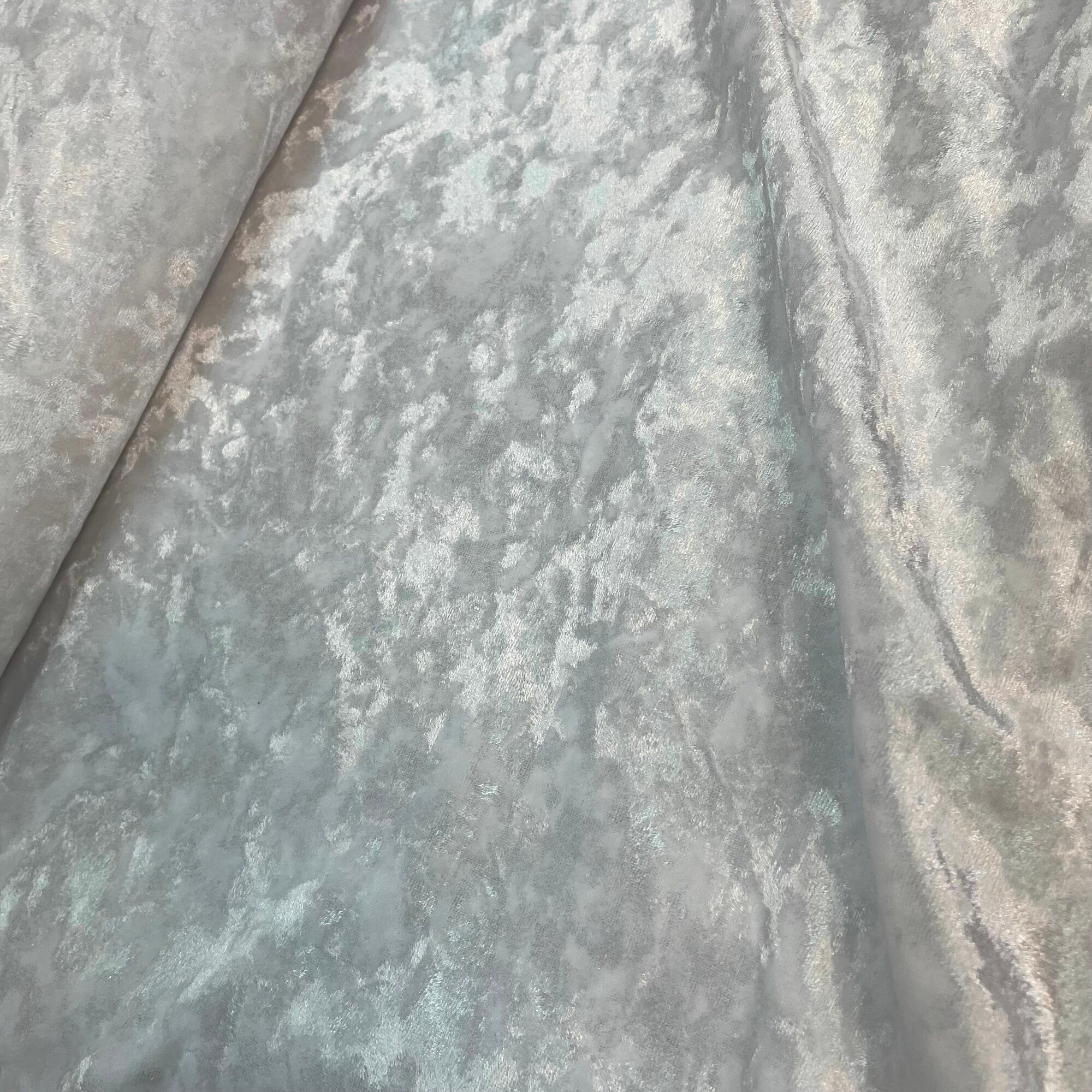 Ткань для шитья Бархат Белый креш, отрез 1,5 м х 150 см