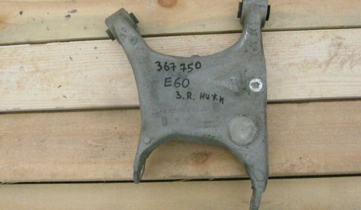 Рычаг задний 5-серия E60/E61 BMW 33326770832