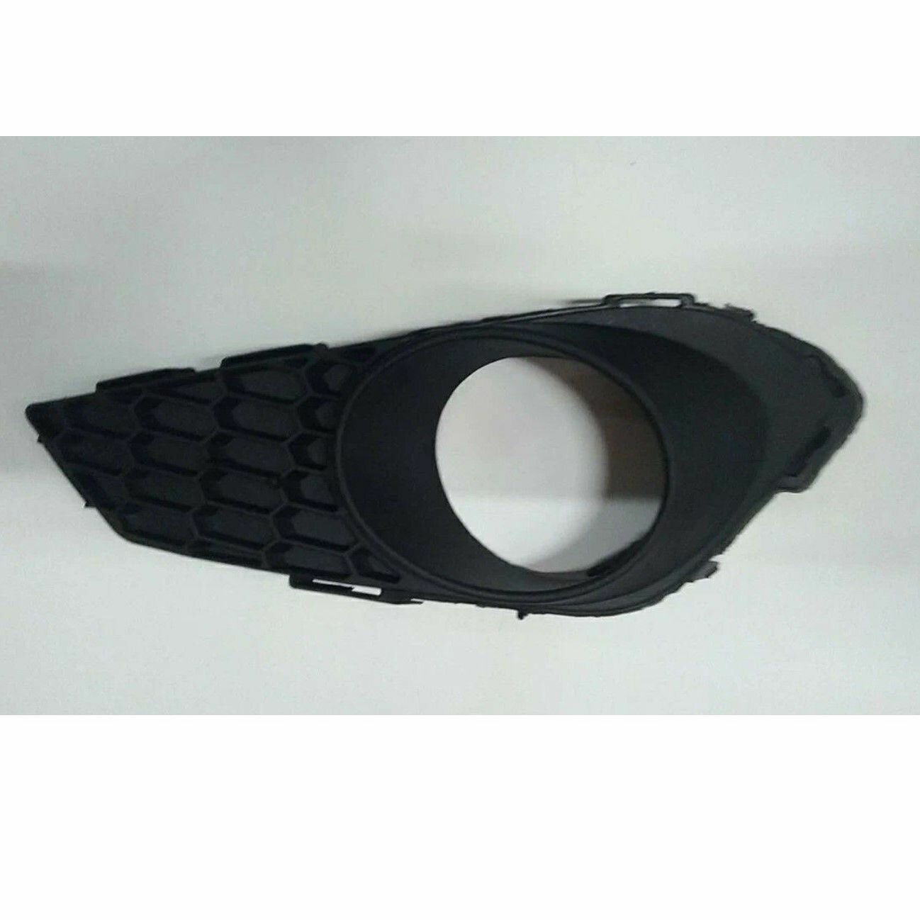 Решетка противотуманной фары левая Chery Tiggo 5 (T21-2803603)