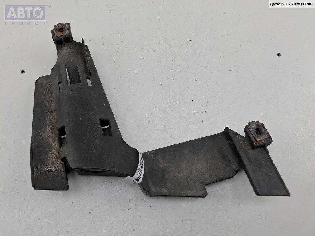 Крепление фары правой BMW 3 E46 (1998-2006)