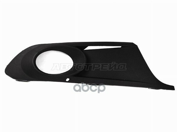 Оправа ПТФ Volkswagen Jetta 10-14 (Справа) Sat арт. ST-VW27-000G-1