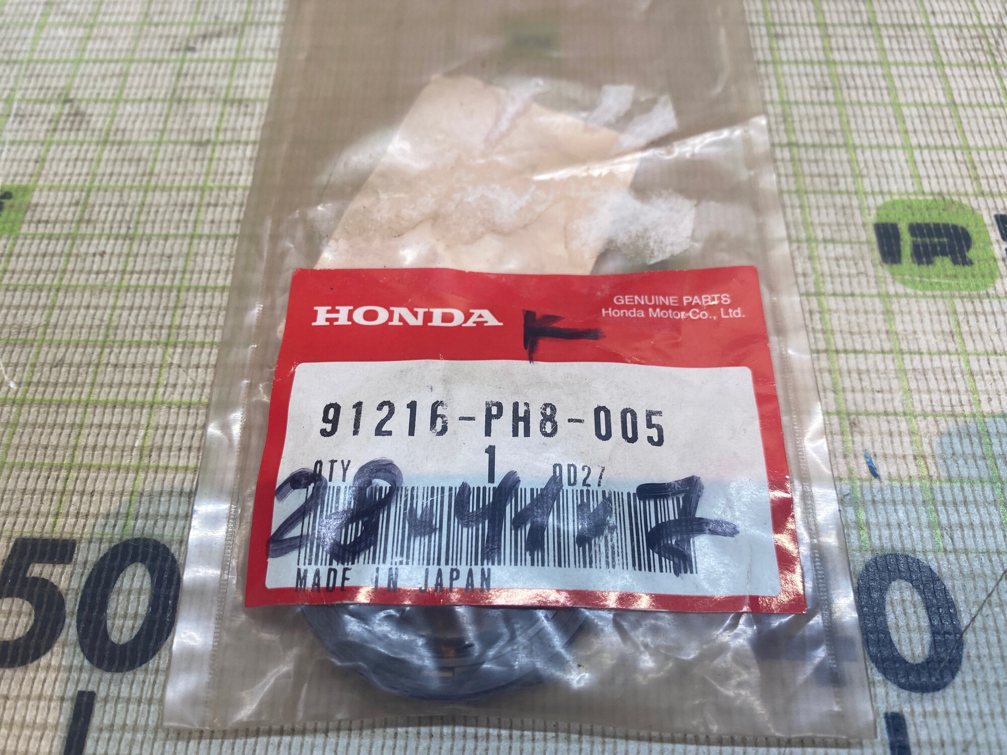 Сальник первичного вала КПП для Honda Accord