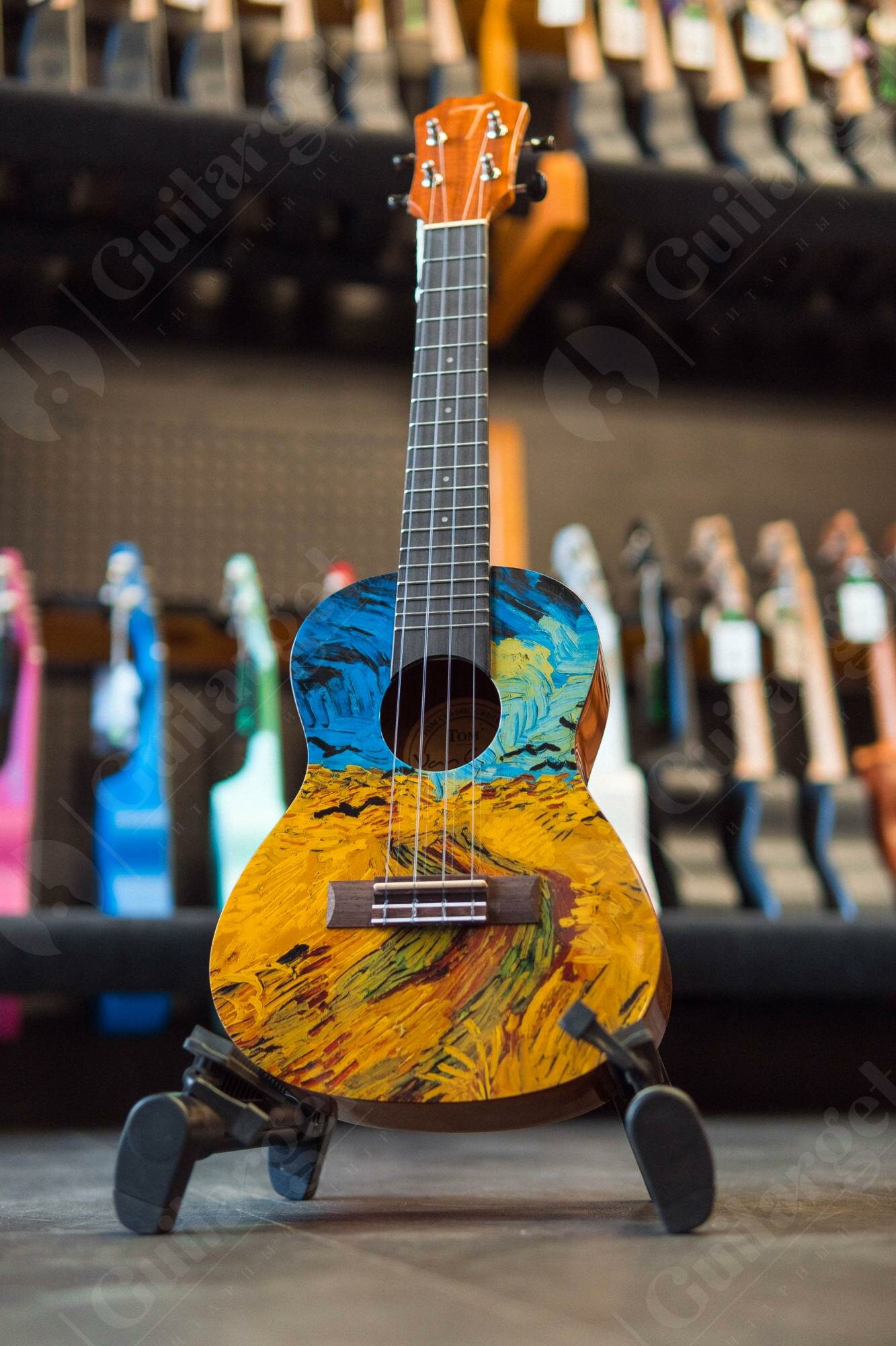 Укулеле концерт Tom VGW-C2