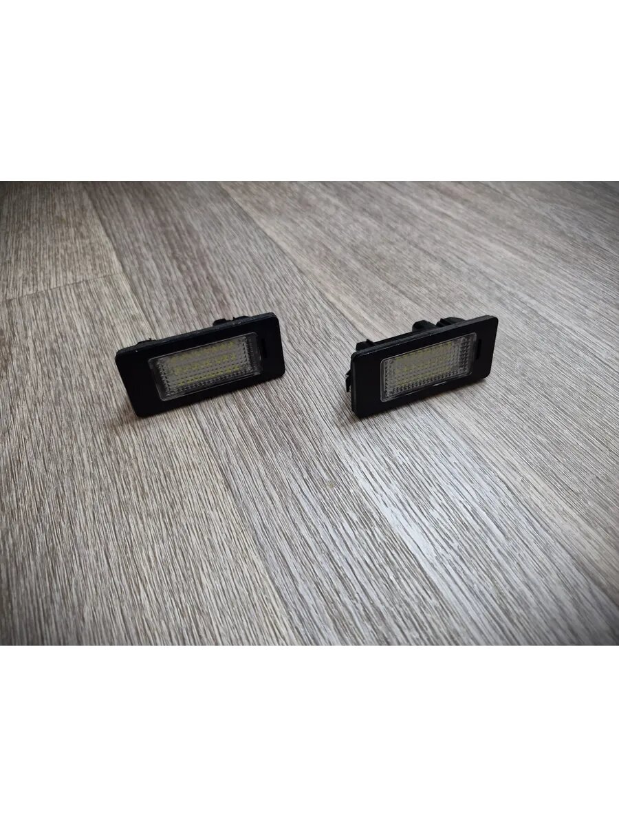 Плафоны подсветки номера диодные БМВ E70 E71 E39 E82 E90 91