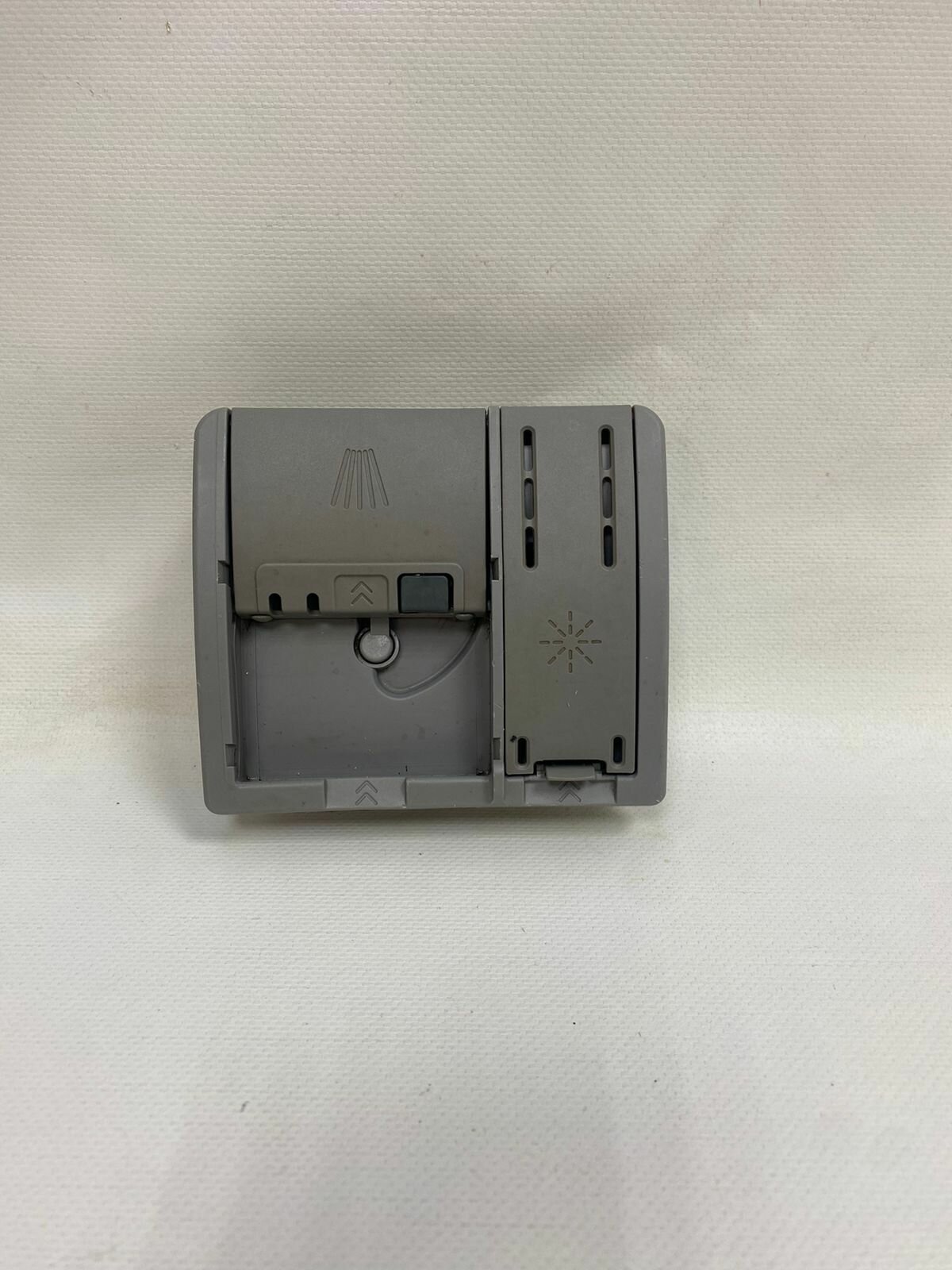 ктпд7 Дозатор моющих средств Bosch 755073 б/у для посудомоечной машины