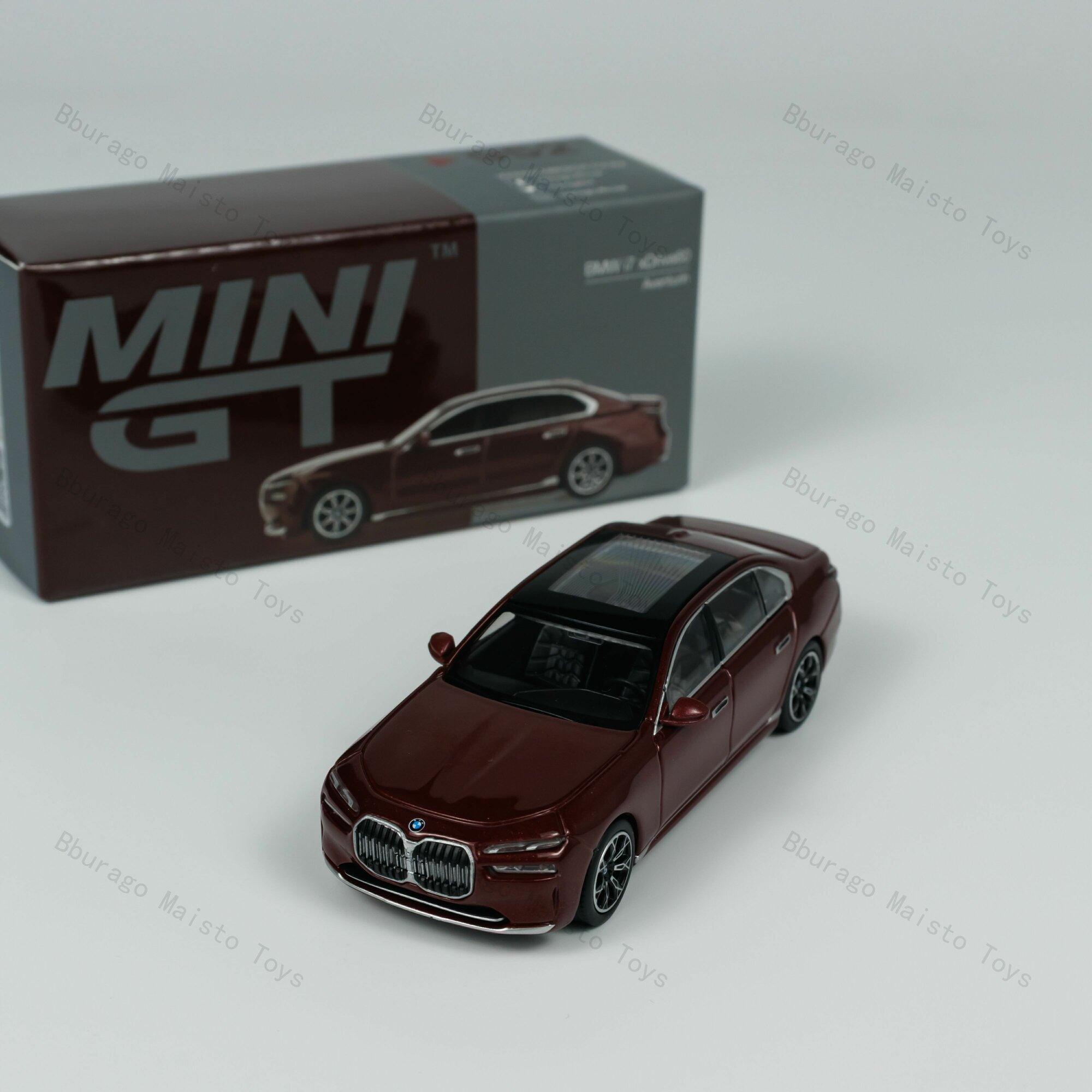 MINIGT 1:64 BMW i7 xDrive60 Dravit Aventurin отлитая под давлением модель гоночного автомобиля Игрушки
