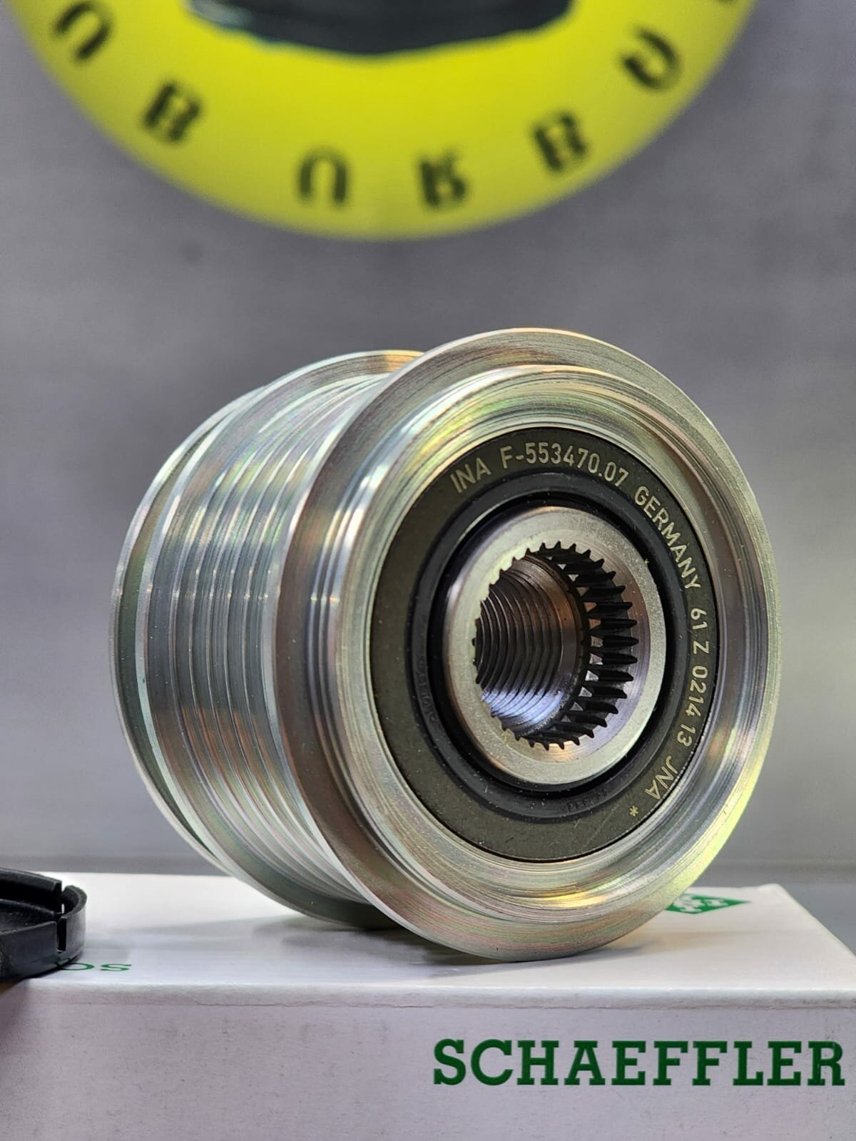 Шкив генератора, обгонная муфта Фольксваген Гольф Джетта Пассат Тигуан, Шкода Октавия Рапид Йети, Порш Панамера, Митсубиси Лансер Аутлендер, Ауди А4 А6 INA 535001210