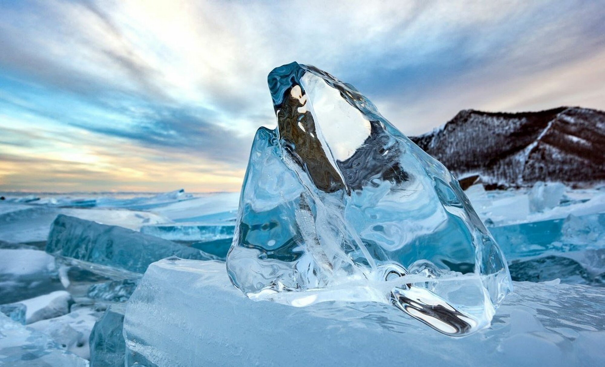 Картина Голубой лед Ольхон Байкал 80х48 см