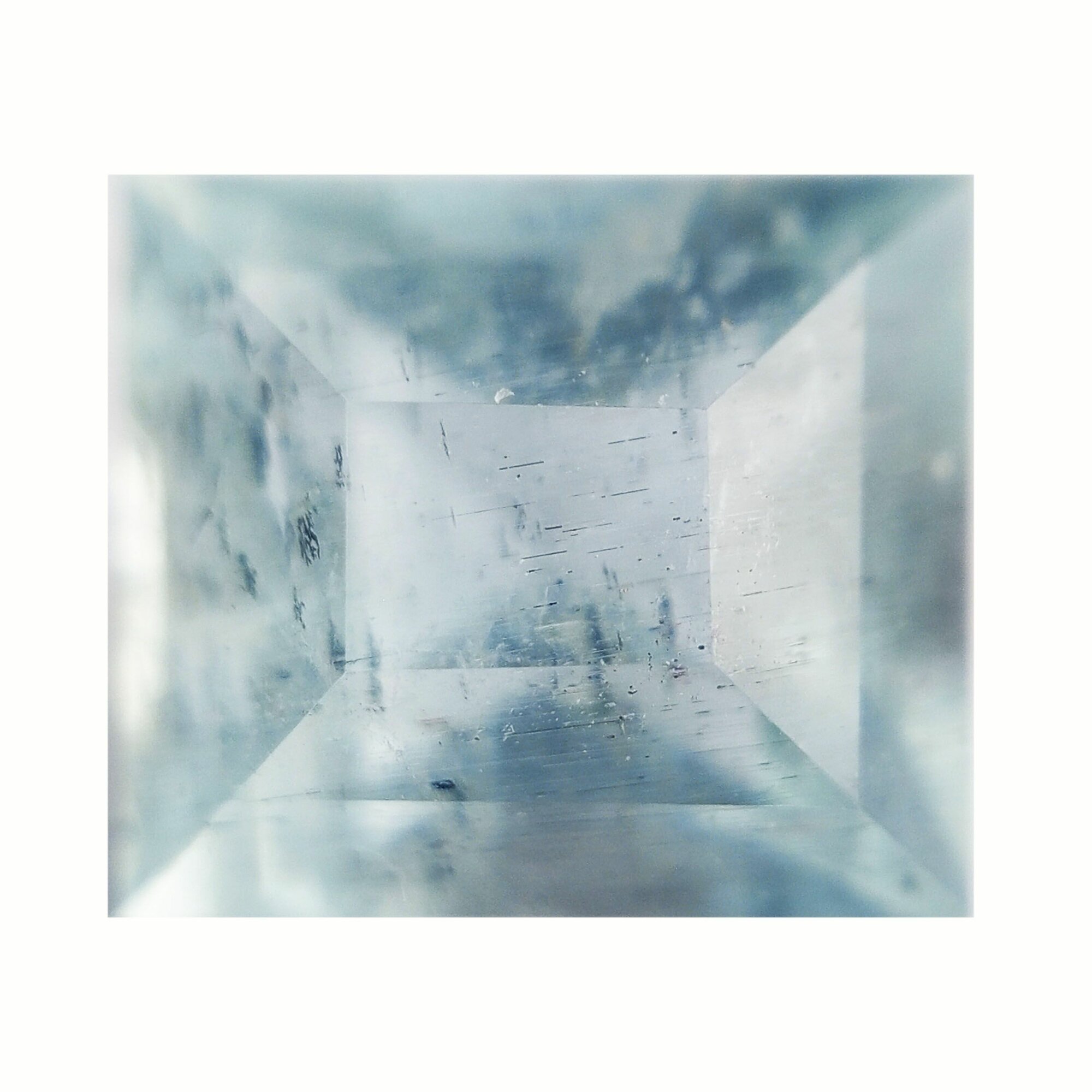 Аквамарин С Шерлом 2.25 ct. (Арт. 580)