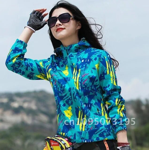 Женские зимние куртки softshell Polyester