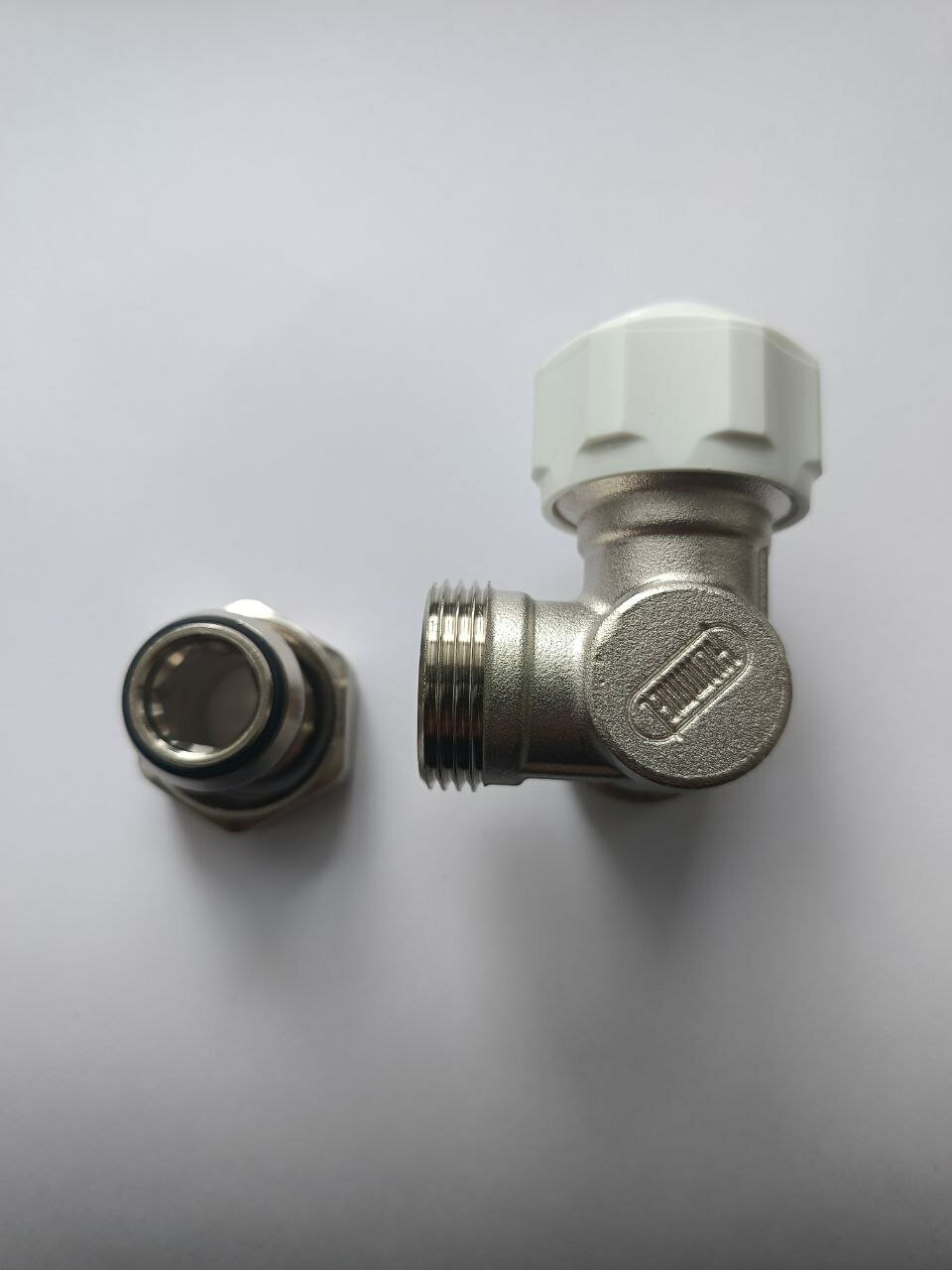 Клапан термостатический Hummel 2922123401, угловой, правый, для системы водоснабжения