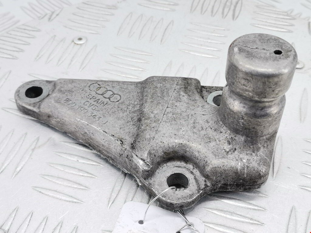 Кронштейн (крепление лапа) двигателя Audi A6 C5 8D0199343J арт. 1961233