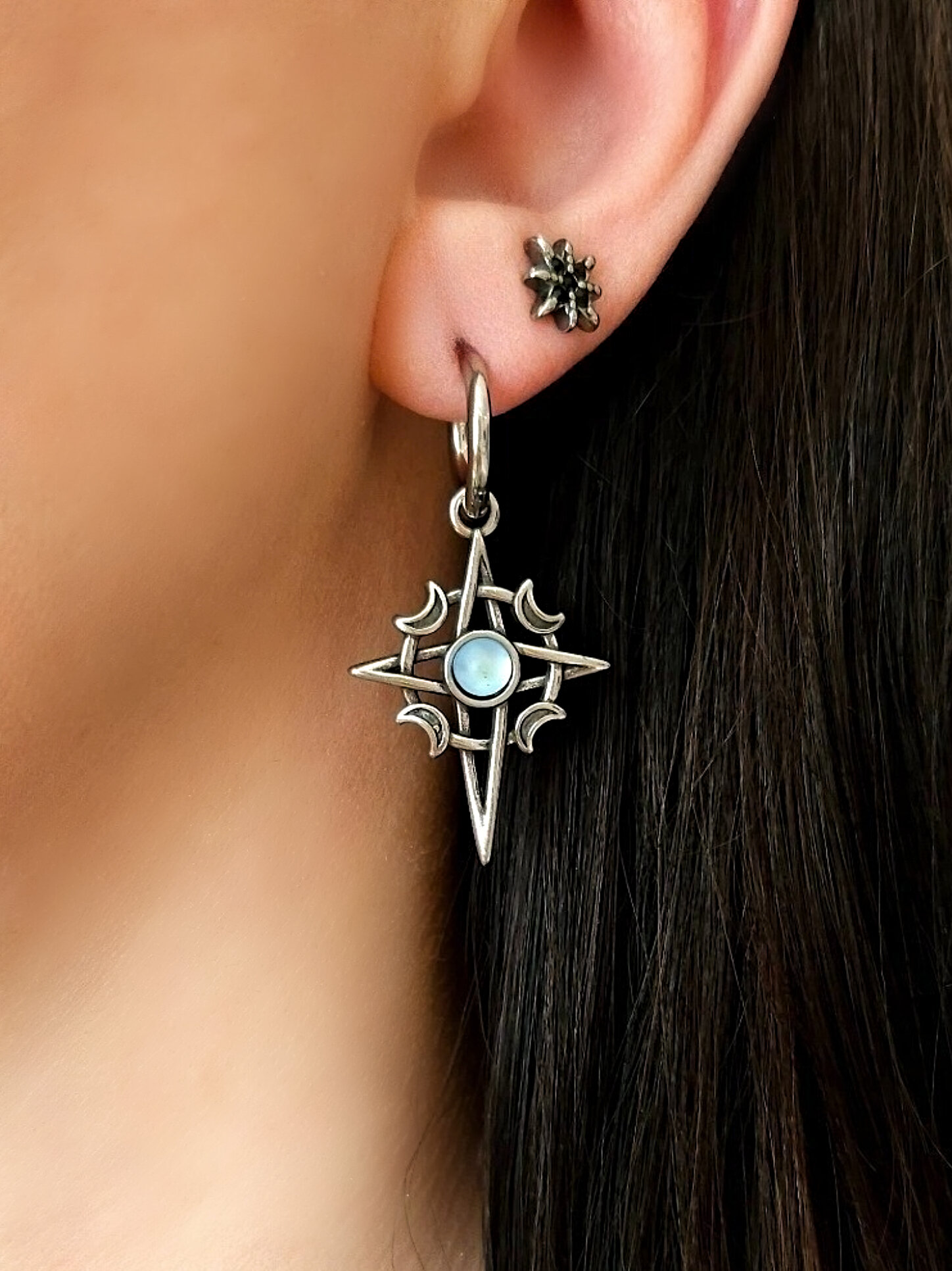 Моносерьга, славянский оберег, металл, искусственный камень