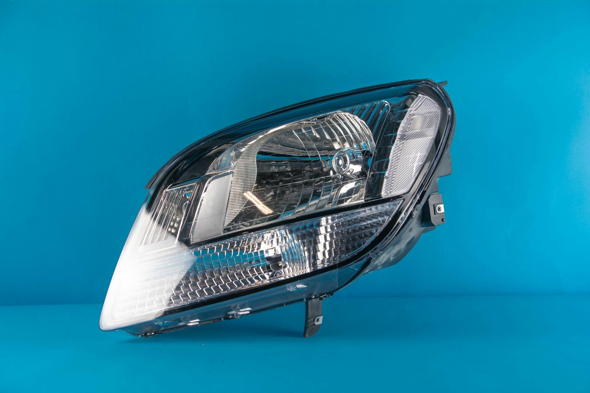 Фара Chevrolet Orlando Шевроле Орландо I поколения, года 2011-2014, 1 шт. , ближний дальний свет галогенная передняя левая