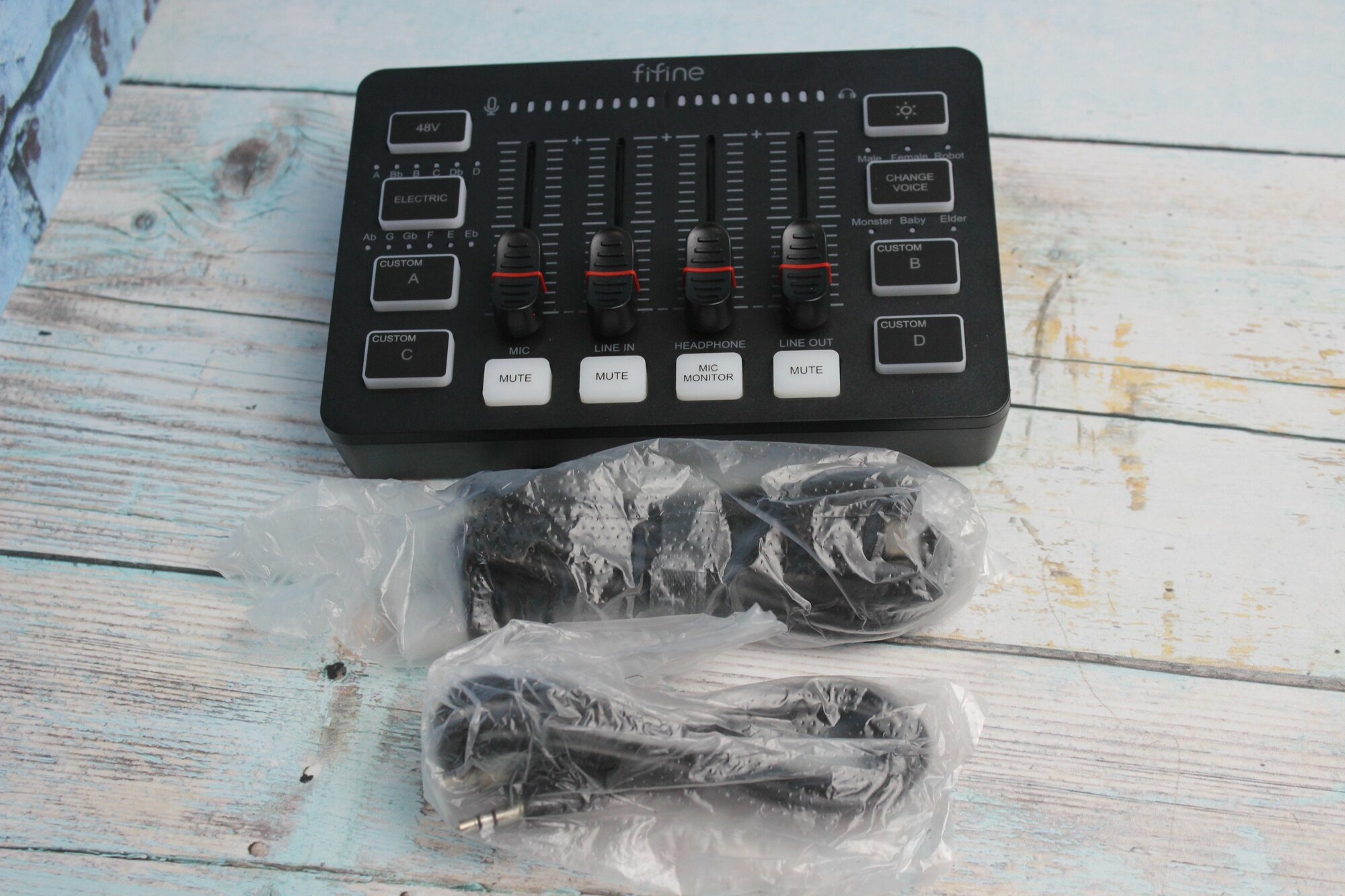 Игровой USB-микшер FIFINE SC3