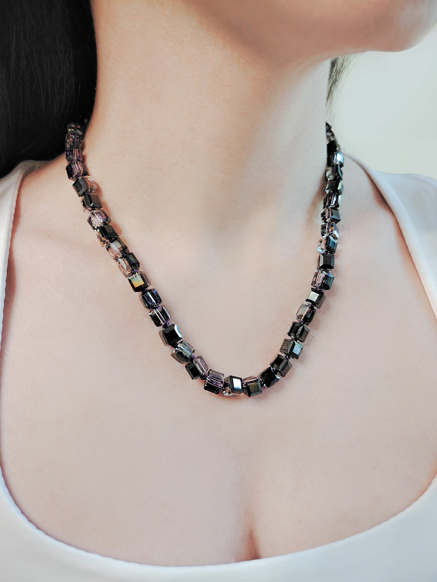 Колье, стекло