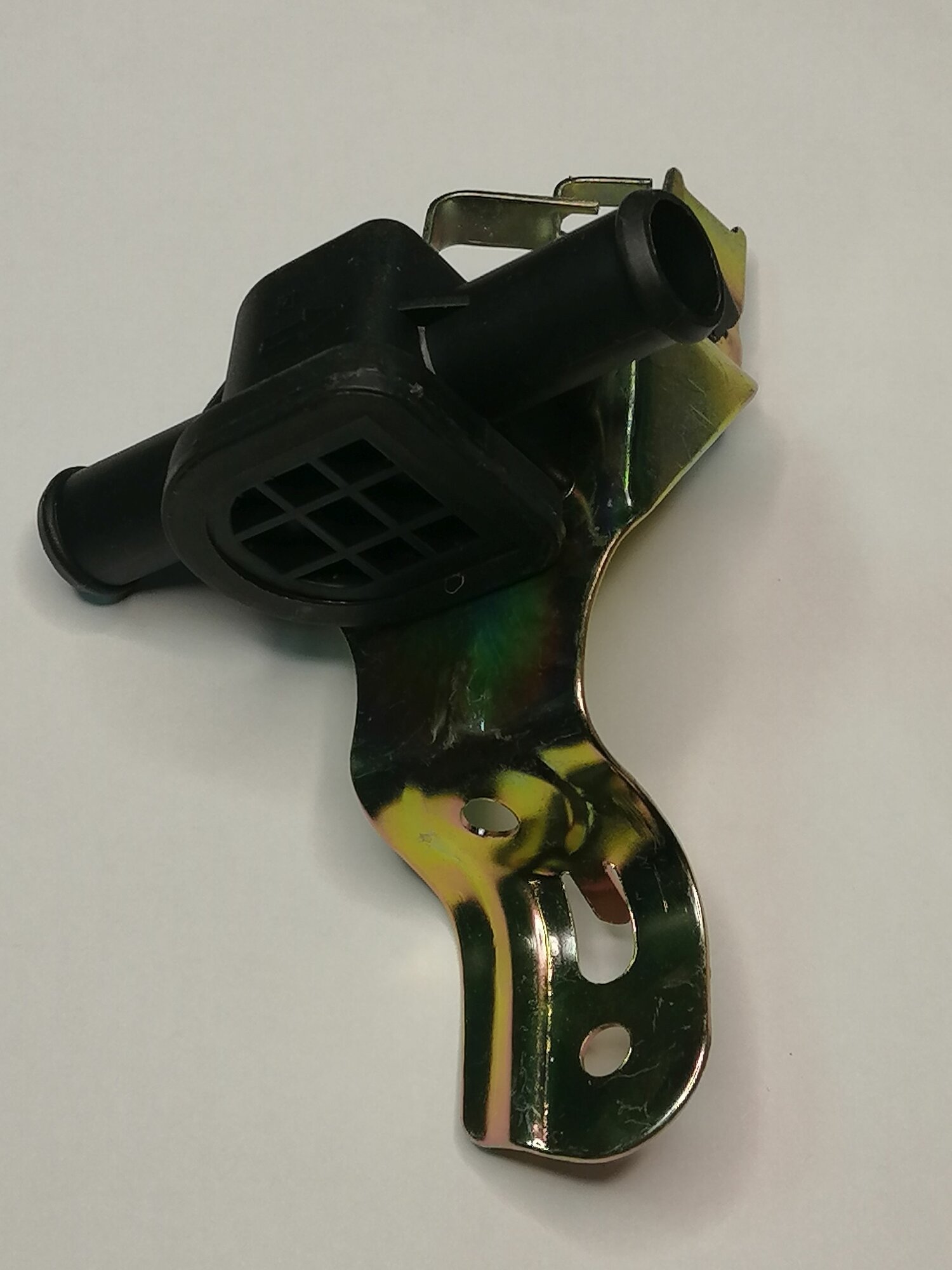 Кран отопителя механический Great Wall Safe [2.2 8V 5MT внедорожник 4X2] 8111400D01