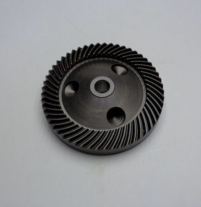 Коническая спиральная шестерня 53 Makita 226790-9
