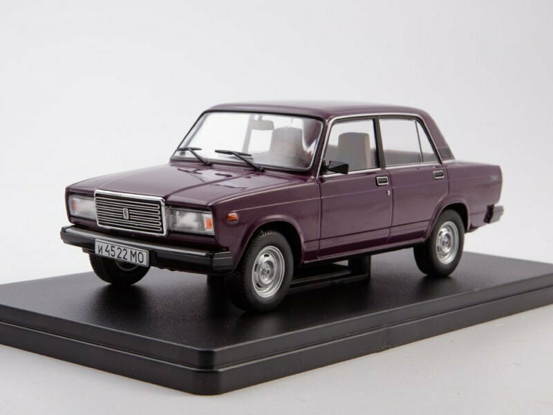 Масштабная модель ВАЗ-21072 Жигули