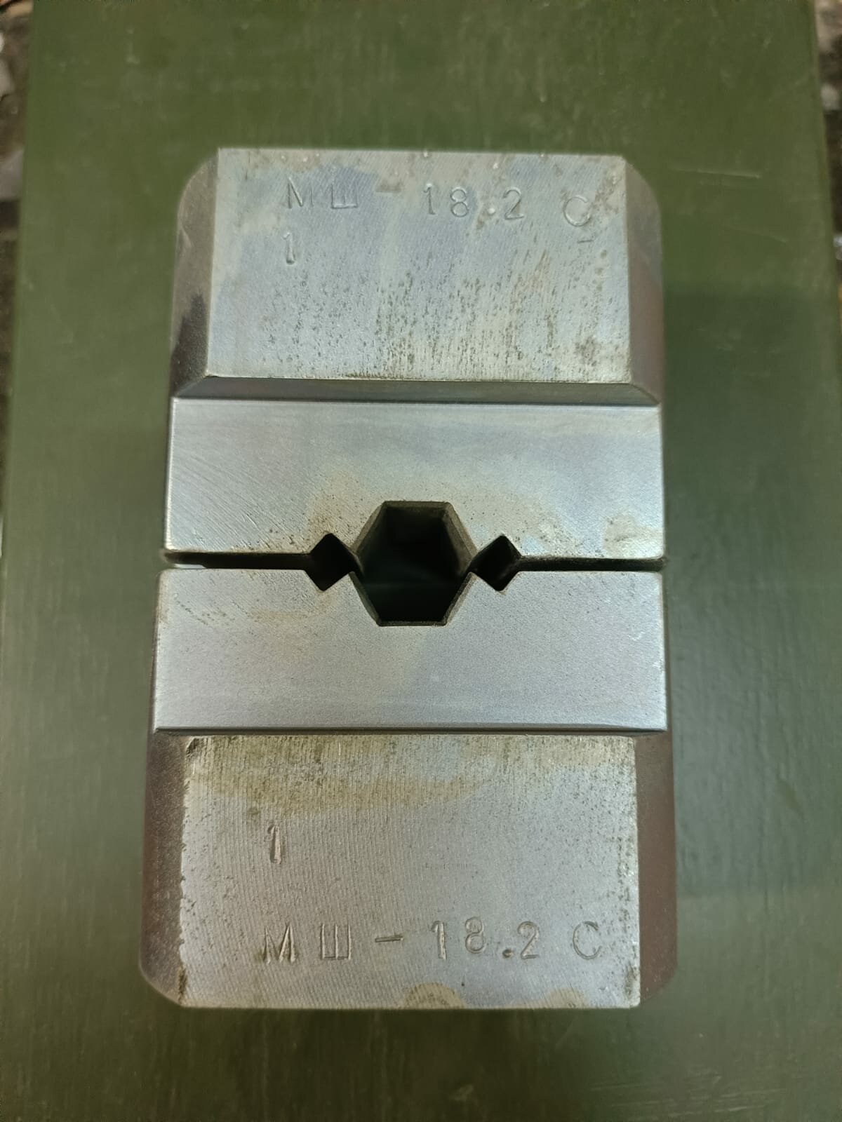 Матрица МШ-18,2-С-100 к прессу НХ 67.04.00