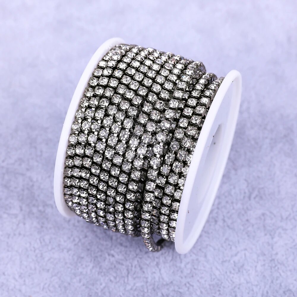 Цепочка со стразами SS8 Gun-Black Crystal, 1 ярд, серебряный