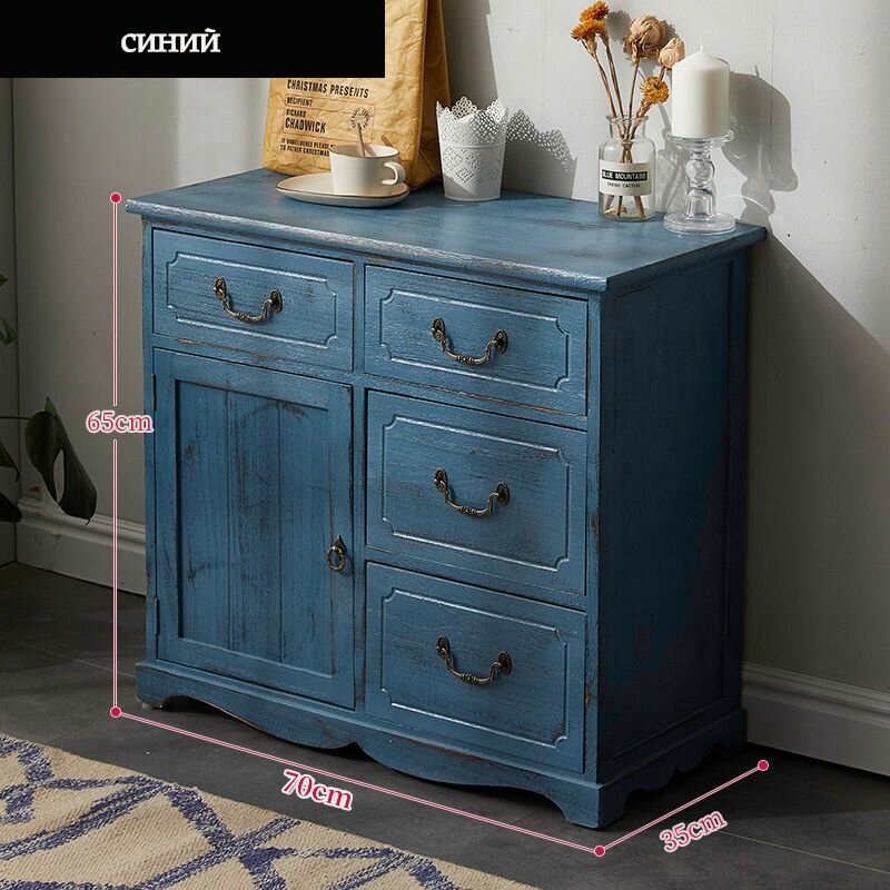 Комод из массива дерева в стиле ретро