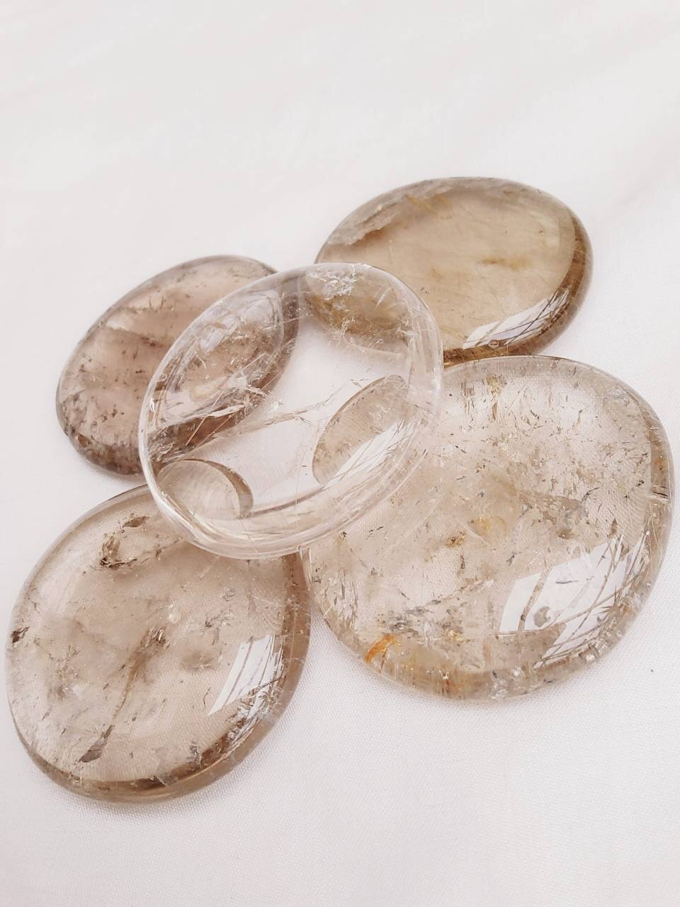 Кварц дымчатый натуральный камень талисман без выемки M