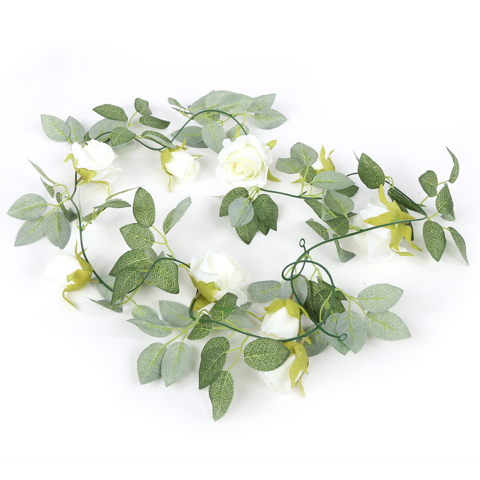 Цветочные лозы, создающие естественную романтическую атмосферу, пастельные тона, декор для комнаты и экстерьера, белый цвет.