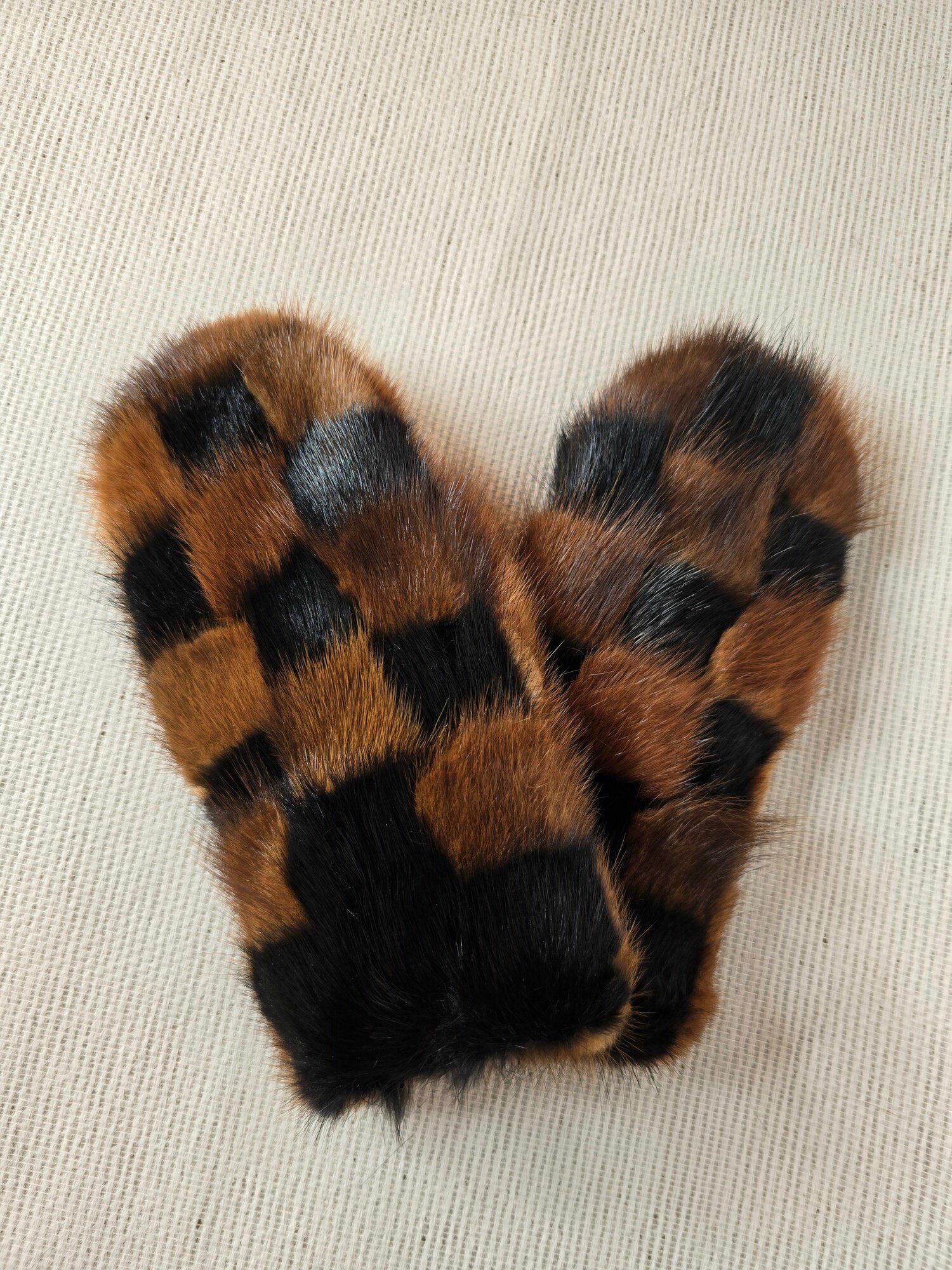 Варежки меховые для женщин