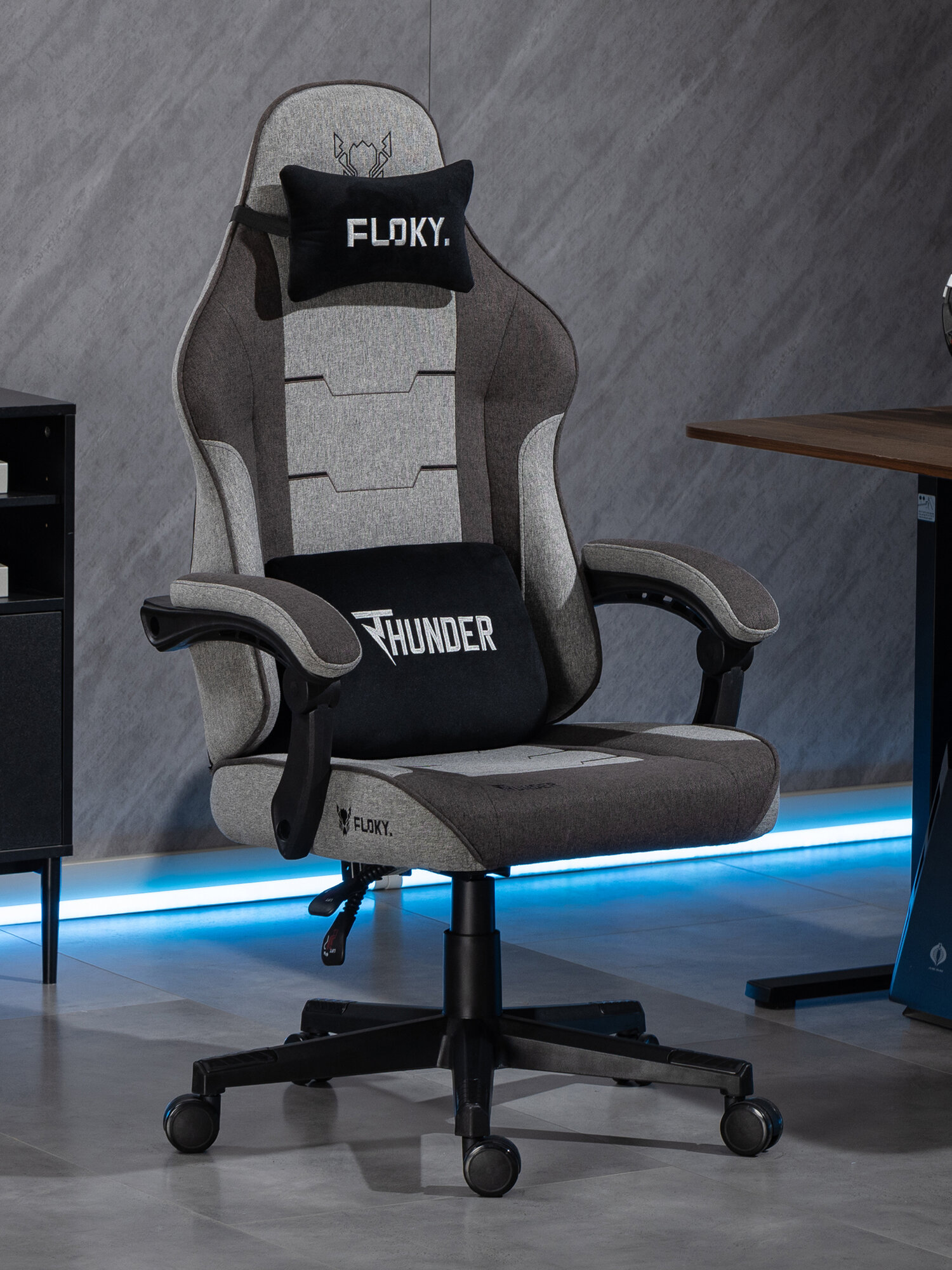 Кресло компьютерное игровое FLOKY THUNDER FABRIC Black-Grey, тканевое, до 150 кг, с фиксацией наклона и роликами 65 мм