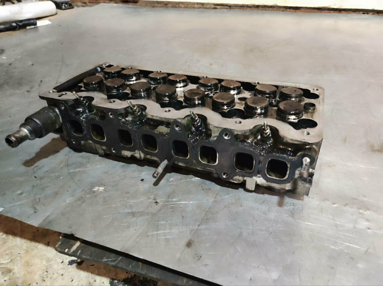 Головка блока цилиндров Honda Civic 7 2004