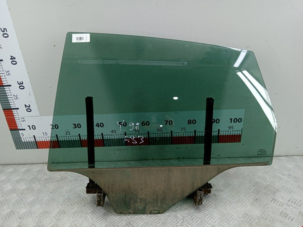 Стекло двери задней левой Seat Toledo 3 арт. 2063437