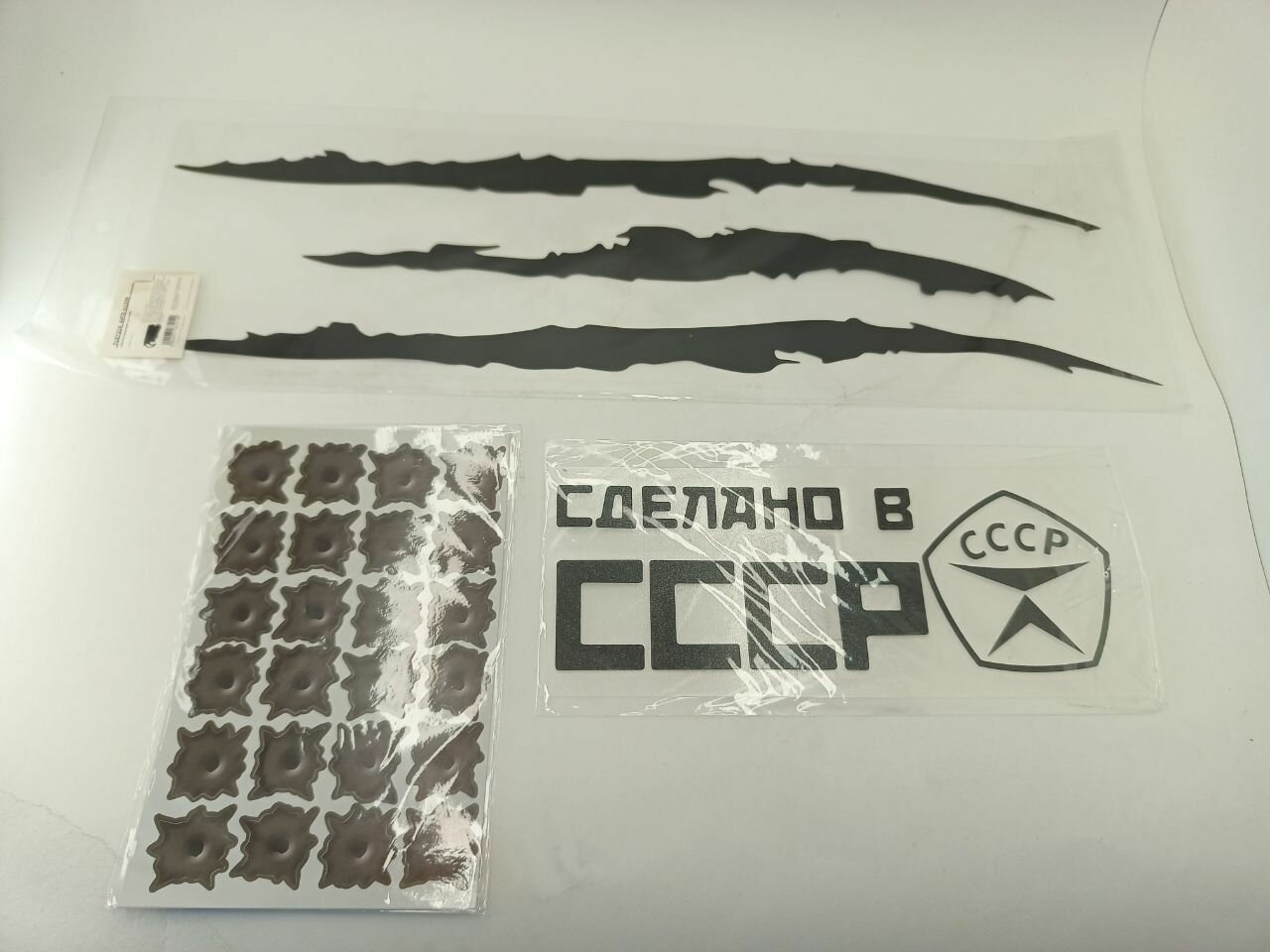 Набор наклеек на автомобиль