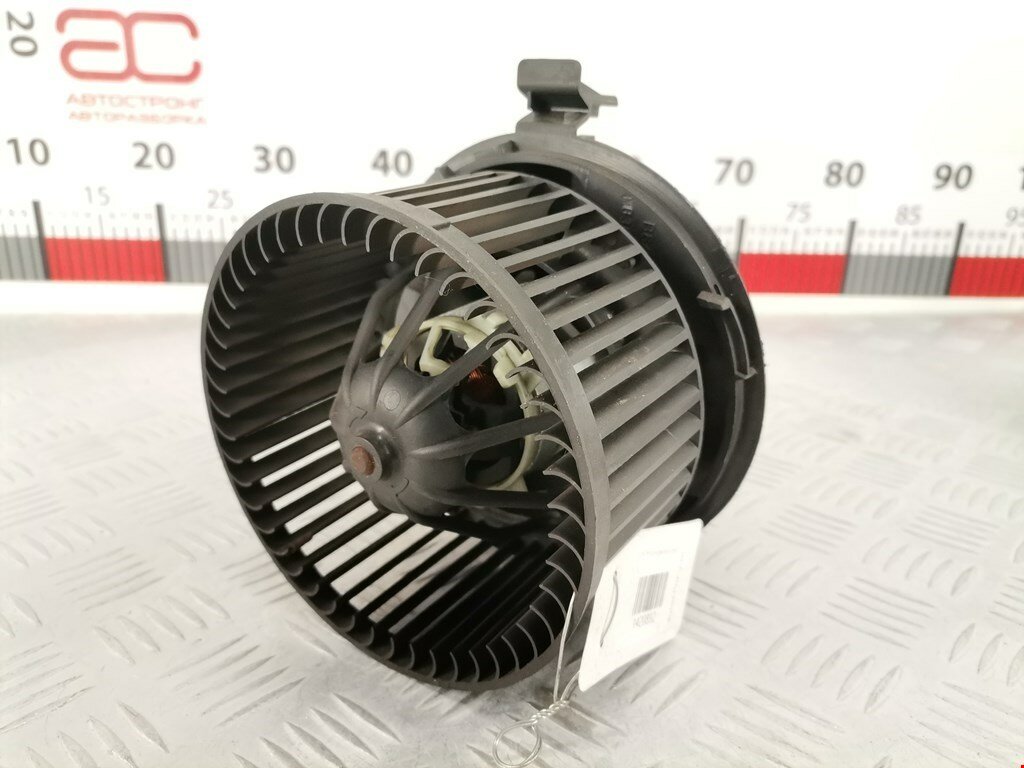 Моторчик печки (вентилятор отопителя) Renault Megane 2 7701056965 арт. 1420892