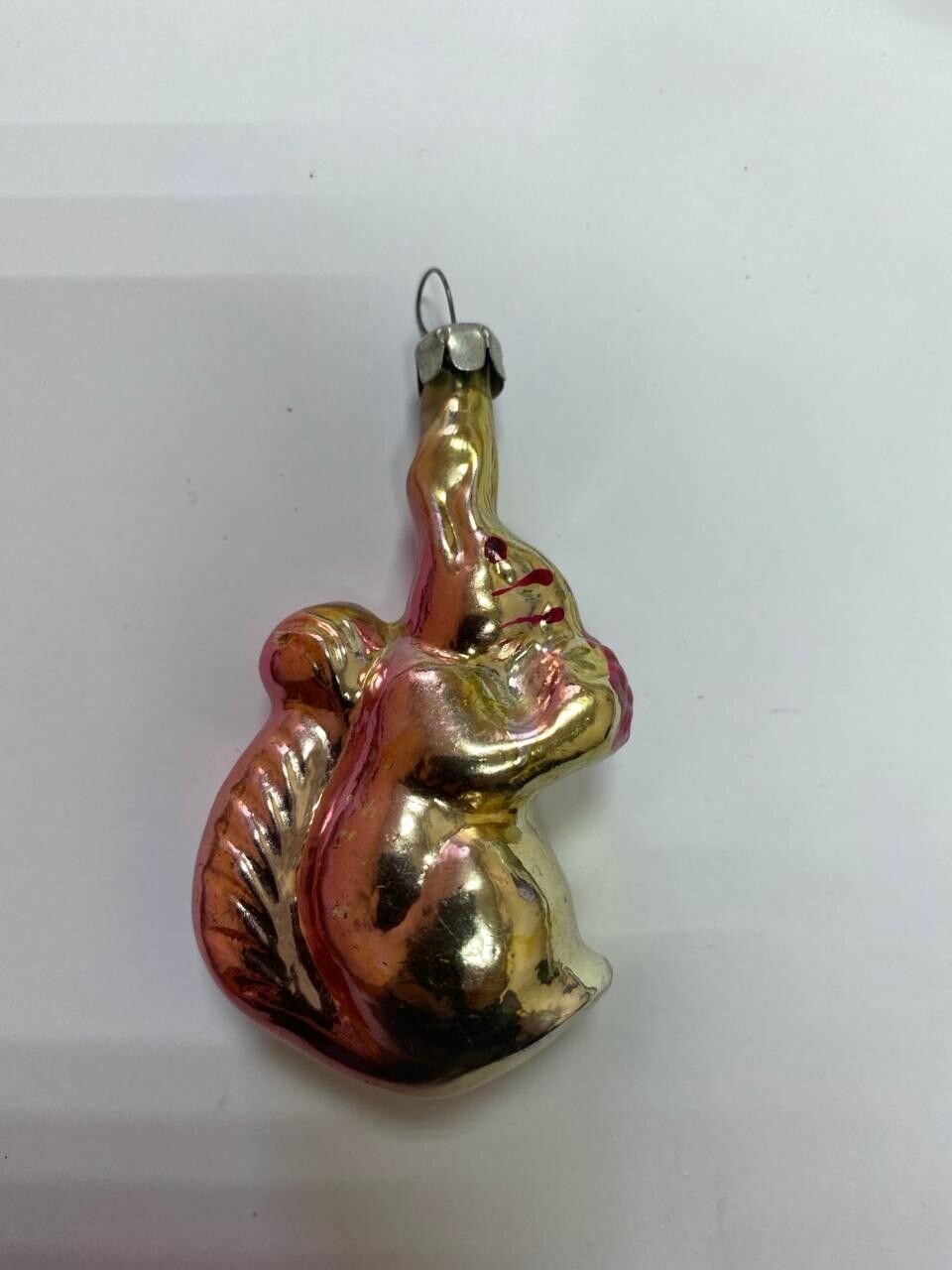 Игрушка на елку Белка с орешком 7см Винтаж из СССР