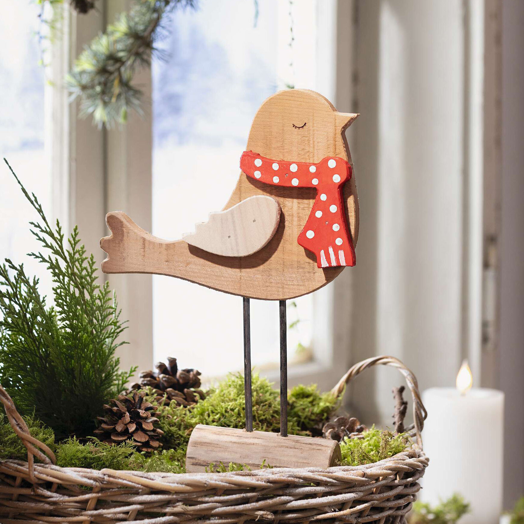 Декоративная фигура "Зимняя птичка"