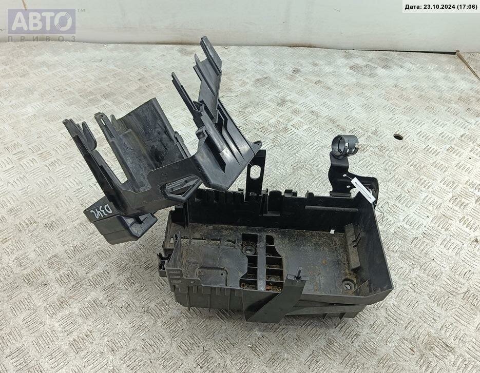 Кожух аккумулятора (короб АКБ) Opel Astra J (2009-2015)