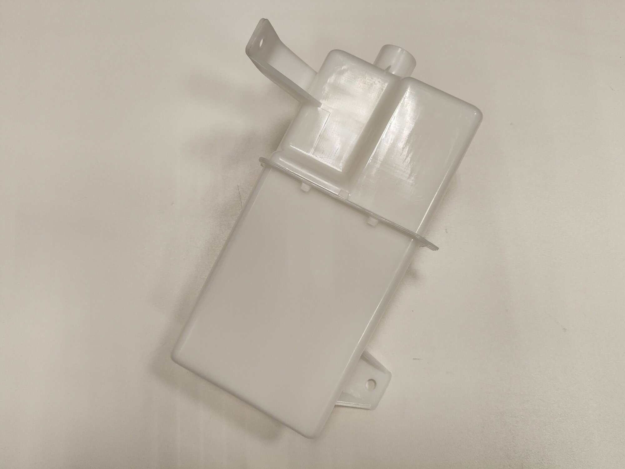 Бачок стеклоомывателя Chery Arrizo 7 [1.6 16V CVT седан]