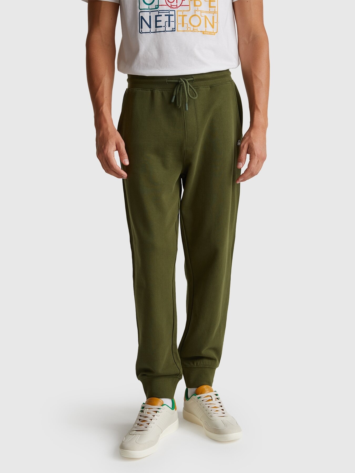 Брюки спортивные