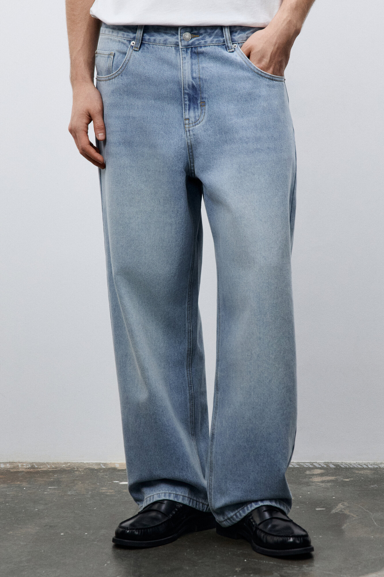 Джинсы широкие 