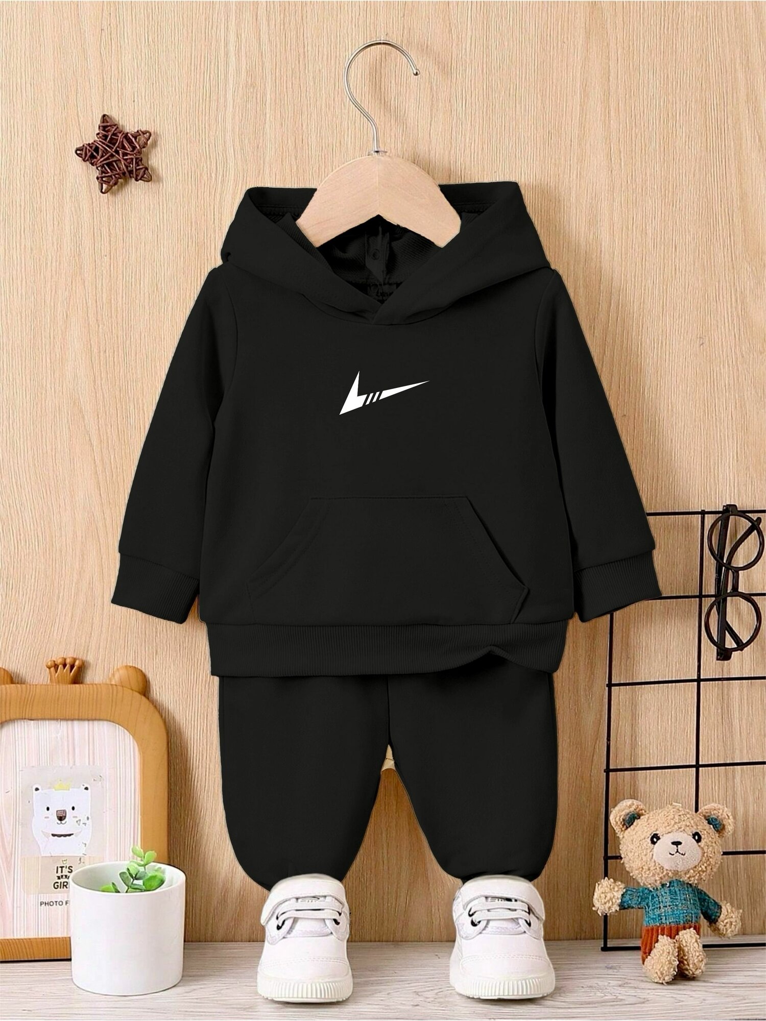 Костюм спортивный