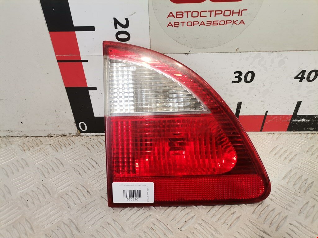 Фонарь крышки багажника левый Ford Galaxy 1 1108924 арт. 1550910