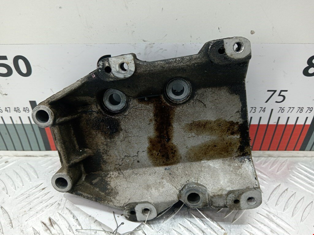 Кронштейн кондиционера Alfa Romeo 147 (937) 60630739 арт. 2052037