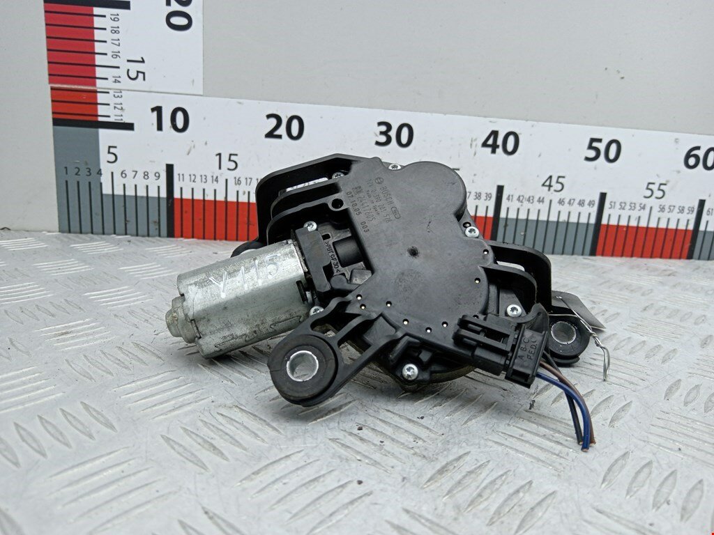 Моторчик стеклоочистителя задний Opel Signum 93174152 арт. 2066321